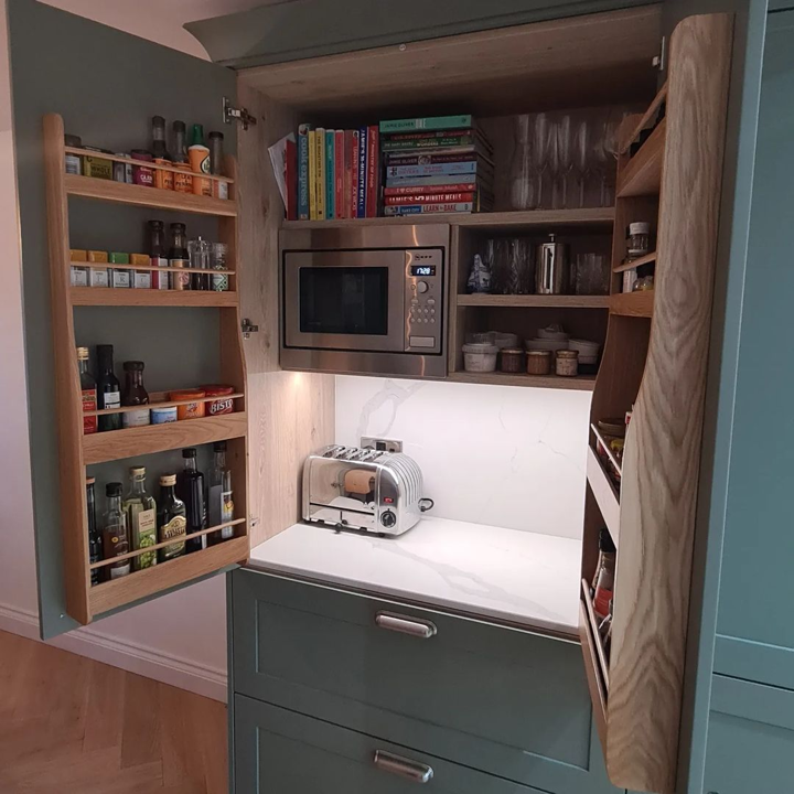 Hunton Regiment | Real Projects